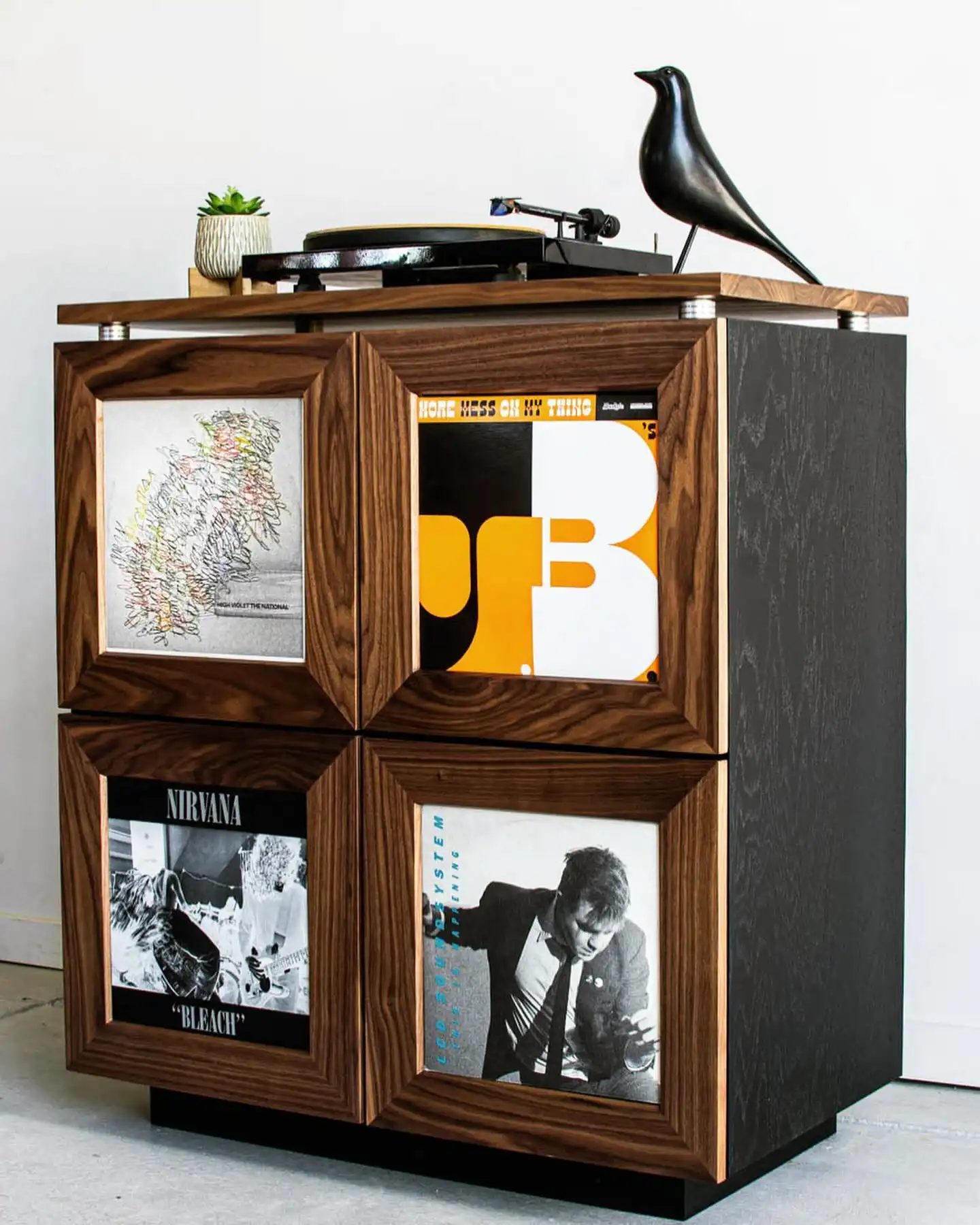 ‘Saenger’ cabinet in ebony oak and walnut.